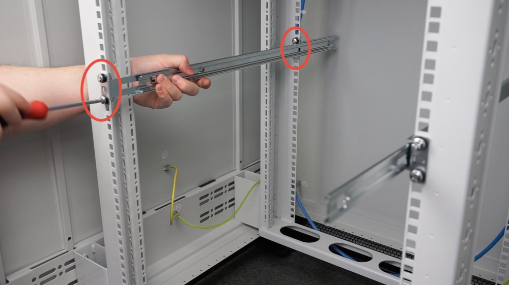 Rack-Montage – Securepoint Wiki